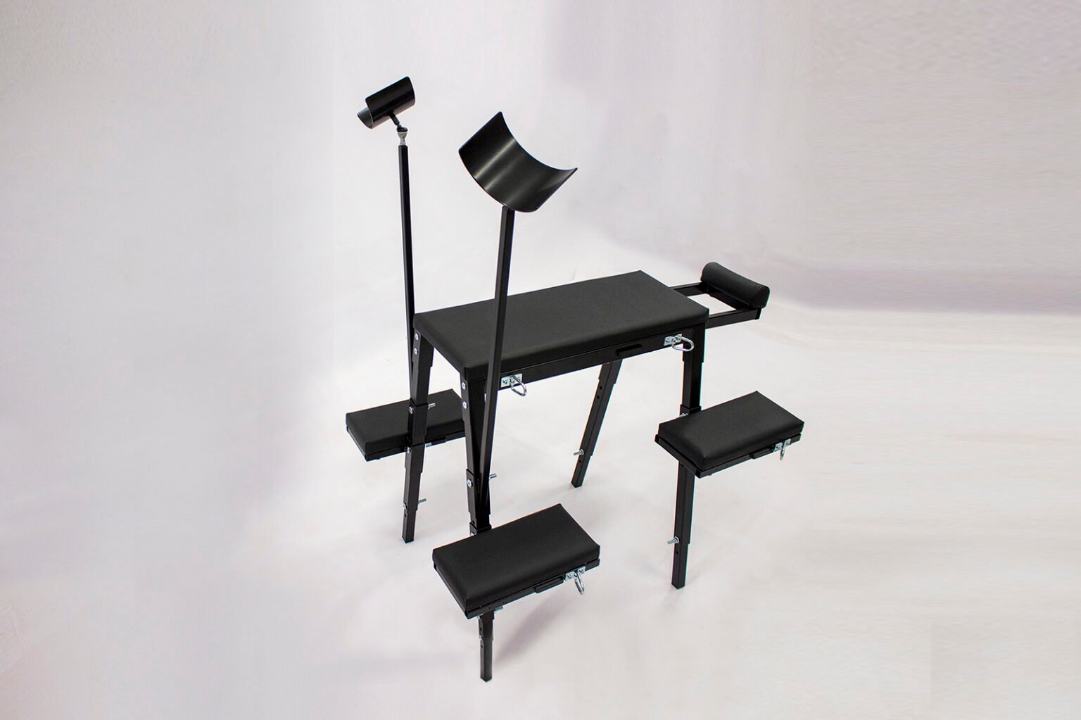 METAL SPANKING BENCH - BDSMarchitecture
